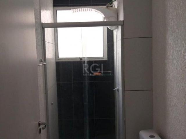 Apto 2 andar, 1 vaga de garagem, 2 quartos, 40m2, excelente localização do Sol, todo em porcelanato