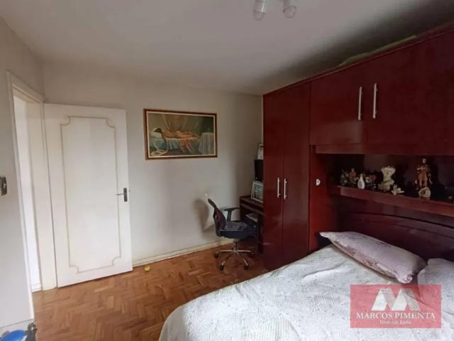 Apto. 2 Dorm. Com vaga a Liberdade