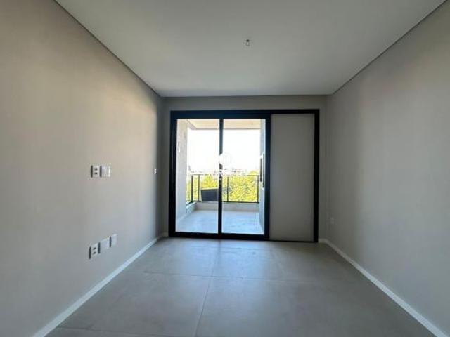 APTO 2 DORMITORIOS COM GARAGEM