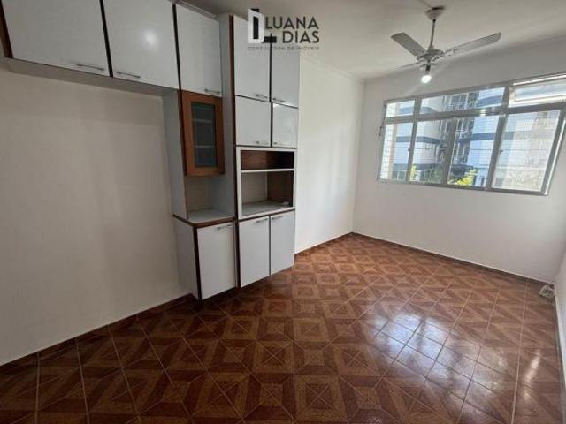 Apto 2 dormitórios no Bairro Canto do Forte 280 metros da praia Apenas $295 mil