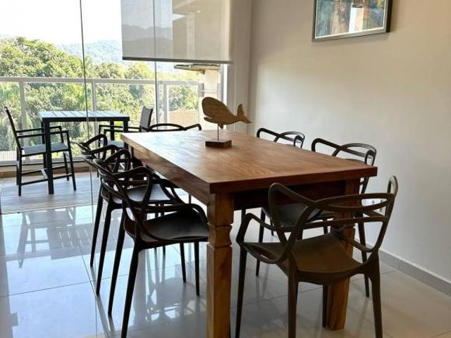 Apto 2 dorms com suíte, 74m2, 1 vaga, mobiliado no centro de Ubatuba
