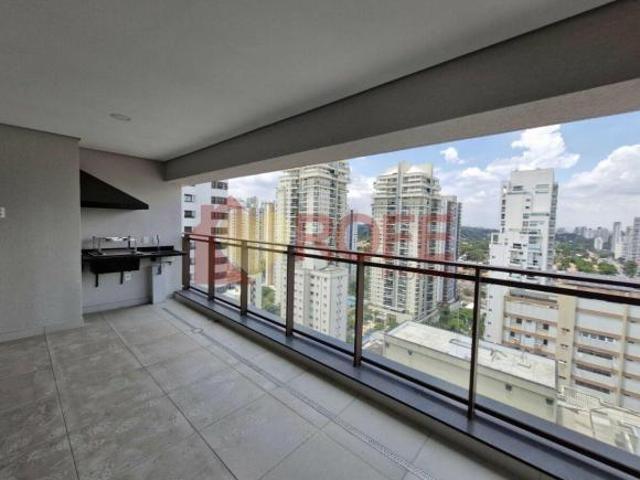 Apto 2 suítes 2 vagas 110m² à venda no Campo Belo