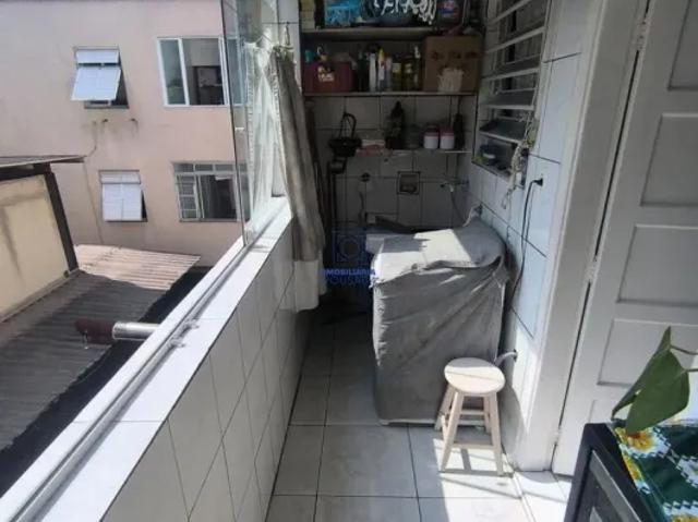 Apto 3 dorm 110 m2 no coração do gonzaga! Segundo andar vaga demarcada