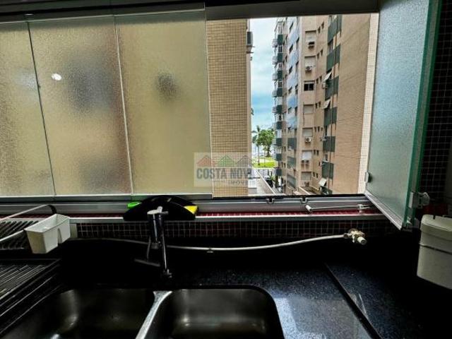 Apto 3 Dormitórios com Elevador Privativo e Vaga na Ponta da Praia e Perto do mar