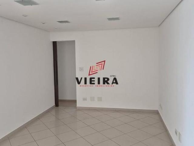 Apto 3 dorms com closet, de frente, ensolarado