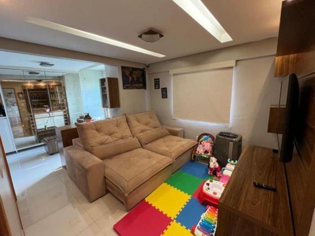 Apto 3 qts Reformado para 2 com Sala Ampliada e Lazer de Resort