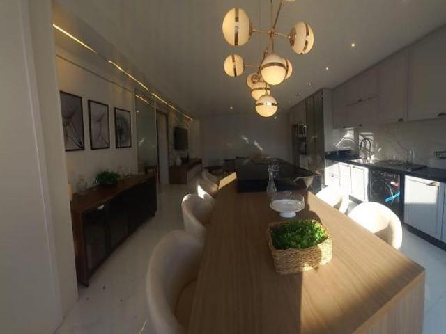 Apto 67m² c/ Varanda | Excelente Localização na Estrada do Capuava, Cotia