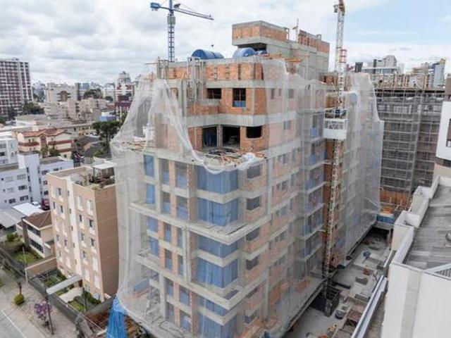 Aptos de Alto Padrão 1 a 3 Dorms / Duplex no Centro Cívico. Escolha Sua Planta!