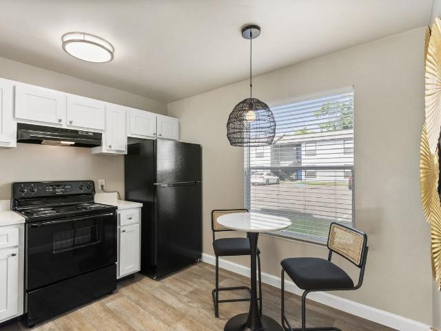 Aqua Links Apartments 3 Bedroom Apartment for Rent at 2450 Hartwell Ave, Sanford, FL 32771