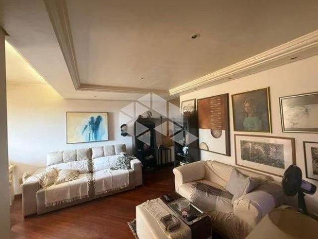 Aqui vai uma versão com linguagem mais sofisticada, voltada para imobiliária de alto padrão
