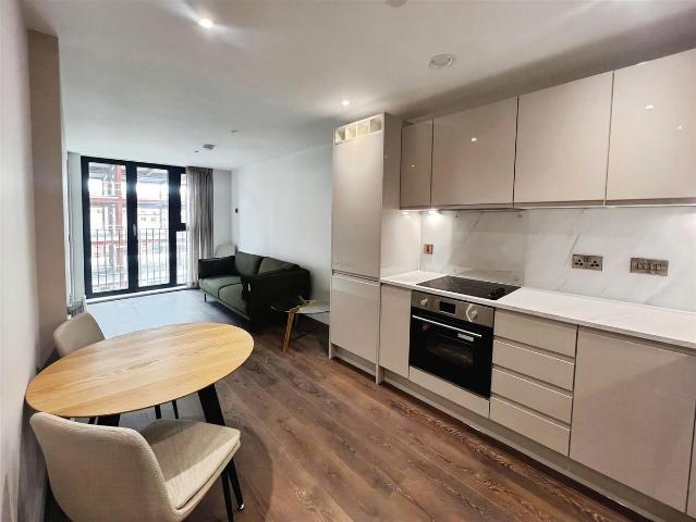 Aquitania West, Waterloo Place, Liverpool L3, 1 bed flat to rent, £900 pcm | PrimeLocation