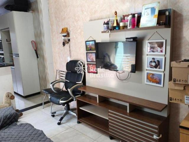 AR 18 VENDE SE DUAS CASA NO LOTE