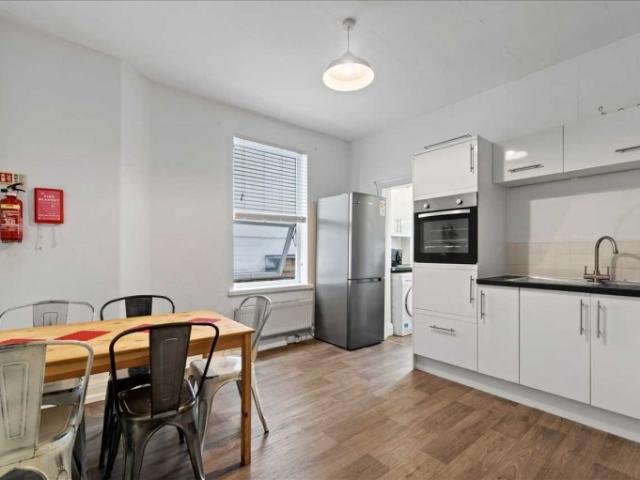 Armada Street, Plymouth, 5 bedroom, End of Terrace