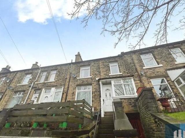 Armitage Road, Milnsbridge, 3 Bedroom Terraced