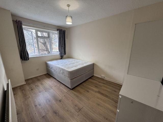 Armitage Road, Greenwich SE10, Room to rent, £823 pcm | PrimeLocation