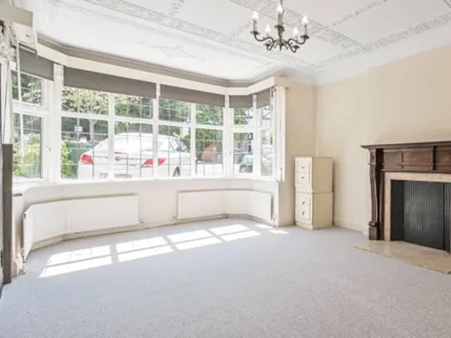 Armitage Road, London, NW11 8RA, United Kingdom | 4 bed apartment for rent #165694795 | Rentberry
