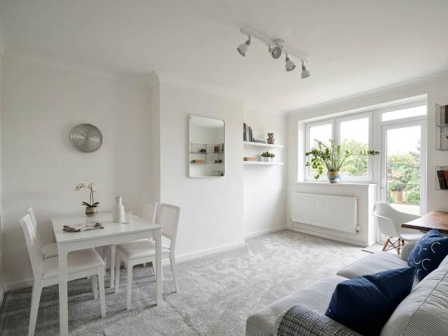 Armitage Road, London SE10, 3 bed flat to rent, £2,200 pcm | PrimeLocation