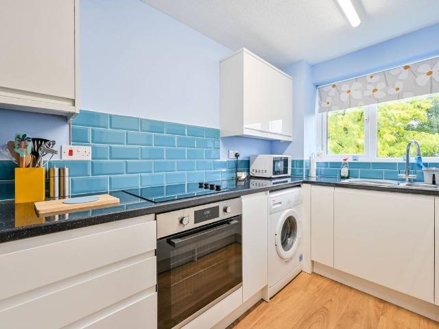 Armoury Road, Deptford, London SE8, 1 bed flat to rent, £2,100 pcm | PrimeLocation
