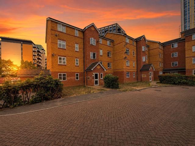 Armoury Road, London SE8, 2 bed flat to rent, £1,800 pcm | PrimeLocation