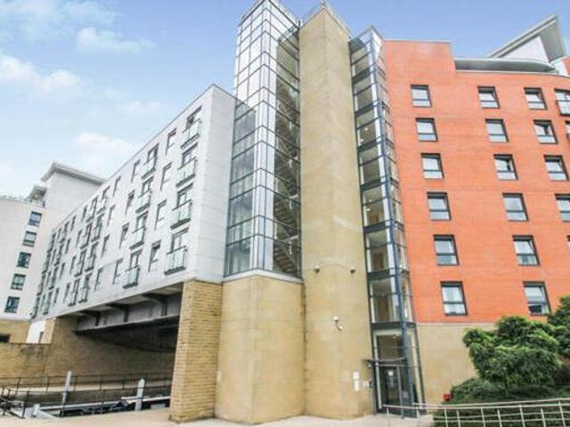 Armouries Way, Magellan House, Leeds, 2 Bedroom Property