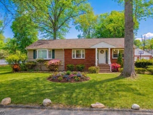 Armstrong Ave, Wayne, Home For Sale