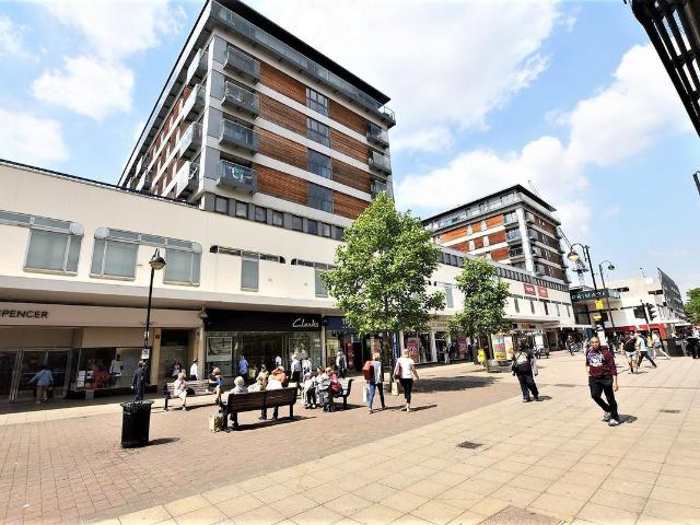 Armstrong House, Uxbridge UB8, 1 bed flat to rent, £1,395 pcm | PrimeLocation
