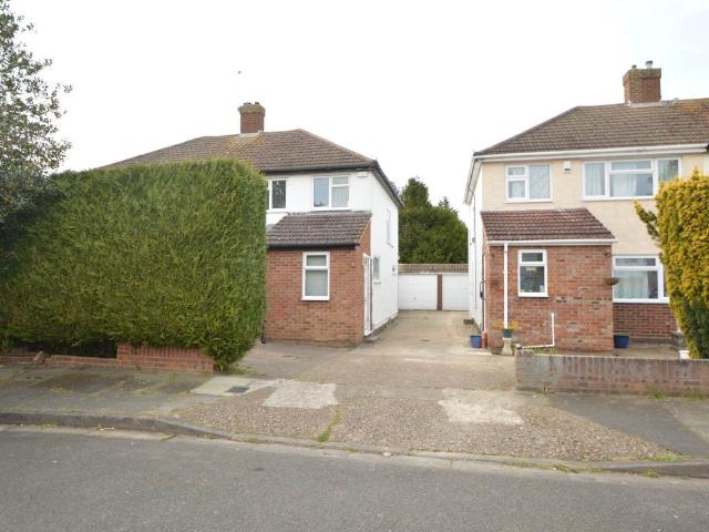 Armstrong Road, Hanworth, Feltham TW13, 3 bed semi detached house to rent, £2,050 pcm | PrimeLocation