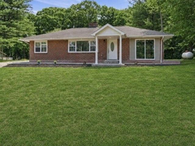 Armstrong Rd, Wantage Township, Home For Sale