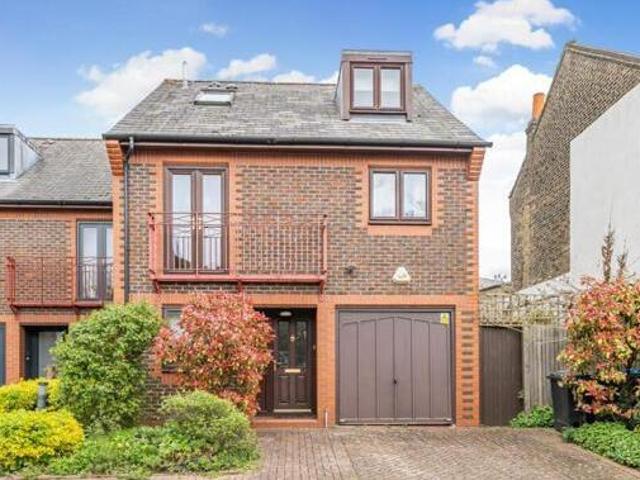 Arnulls Road, Streatham, 3 Bedroom Link