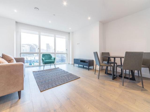 Arniston Way, Blackwall E14, 1 bed flat to rent, £2,150 pcm | PrimeLocation