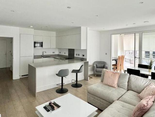 Arniston Way, London, 2 Bedroom Flat