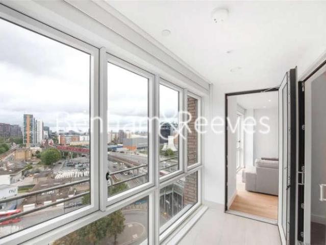 Arniston Way, Tower Hamlets, E14