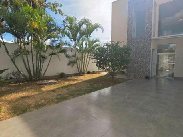 Arniqueira Moderna 3 quartos 400 metros condomínio portaria zelador vista livre suíte área verde