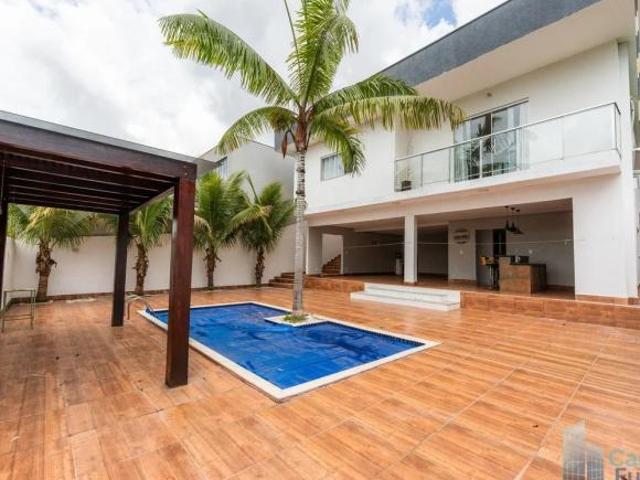 Arniqueira Casa Térrea em condomínio 3 Quartos 3 suítes Acesso Park Way Churrasqueira Piscina