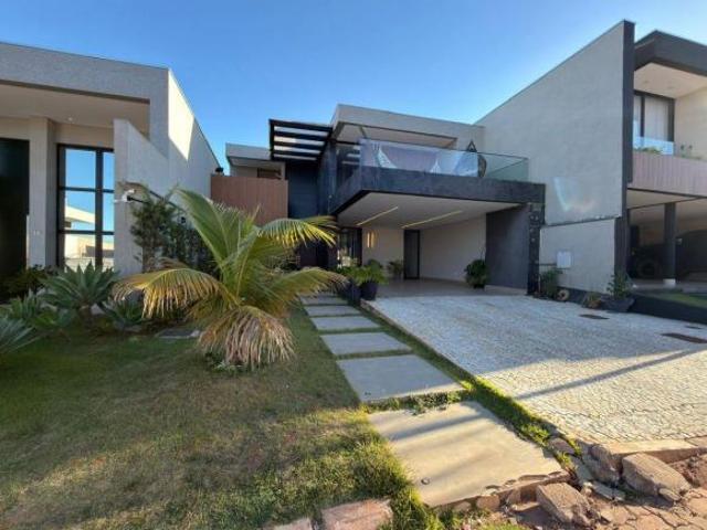 Arniqueira Condomínio americano 4 suítes grandes varanda com vista lazer completo piscina