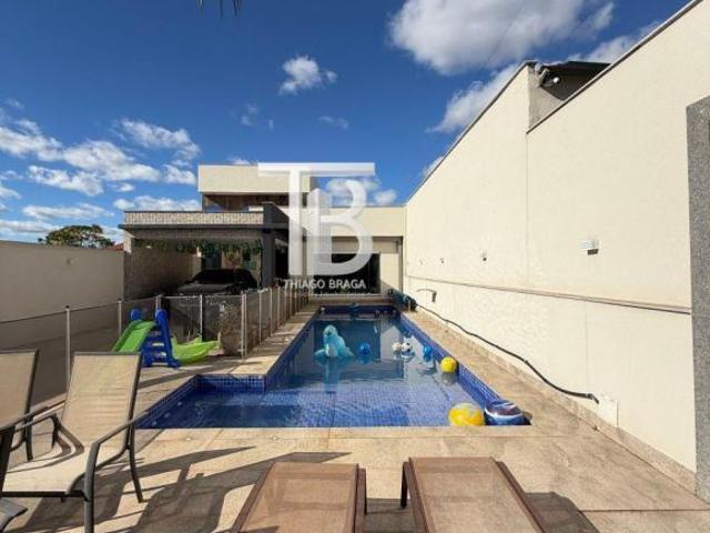 Arniqueira Lote 400m Escriturado Aceita financiamento 3 suítes Área gourmet Piscina