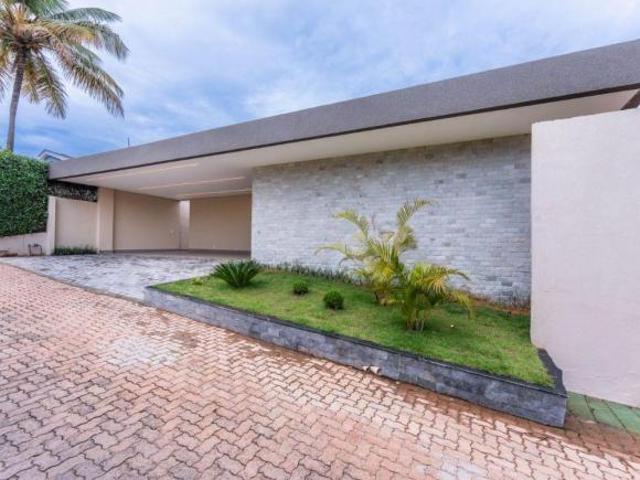 arniqueira rua da smart fit 3 quartos suítes lazer completo lote 370 m sala ampla nova com garantia