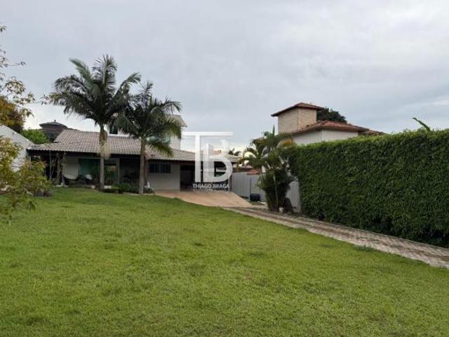 Arniqueira SHA 05 Escriturado Lote 784m 2 suítes área verde grande Sobrado colonial