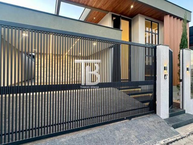 Arniqueira SHA 05 Lote 400m 4 suítes Escriturada Área gourmet