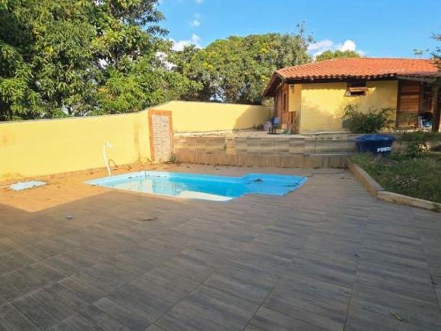Arniqueira 4 quartos lazer completo lote 700 metros condomínio 3 suítes próximo cómercio