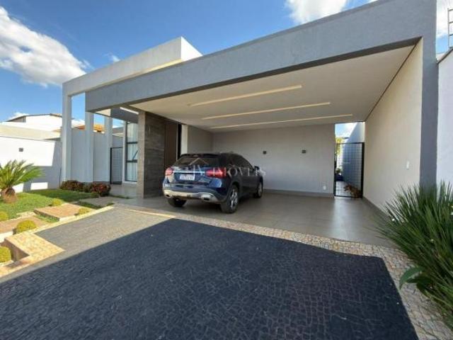 ARNIQUEIRA | 500m² DE LOTE | 4 SUÍTES | PISCINA AQUECIDA | JACUZZI | ÁREA GOURMET