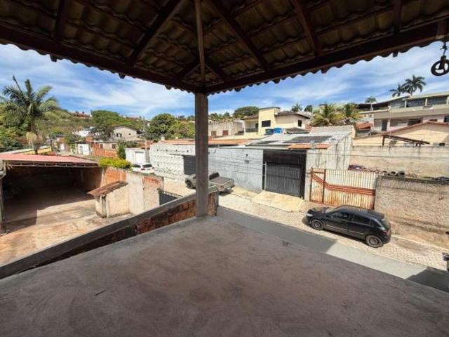 Arniqueira 5 quartos lote 250 metros parte terminada e parte a terminar condomínio aceita troca