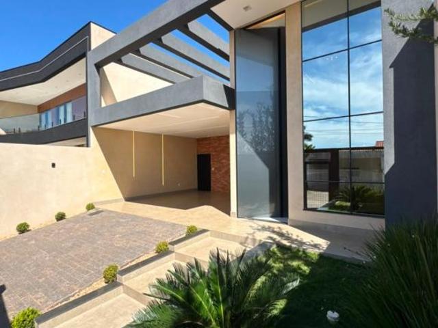 Arniqueiras Conj. 4 | 3 Suítes | Rica em Marcenaria | Condomínio Fechado