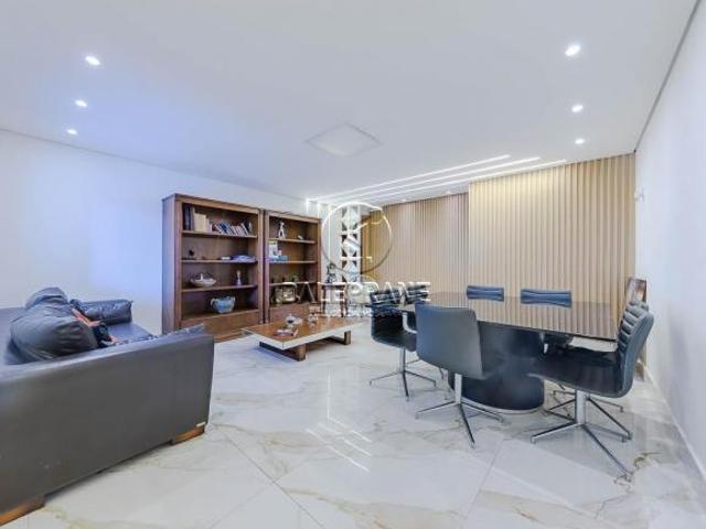 ARNIQUIRAS 4 QUARTOS 4 SUITES