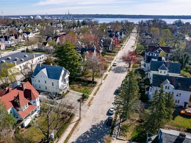 Arnold Ave Unit B, Cranston, Condo For Sale