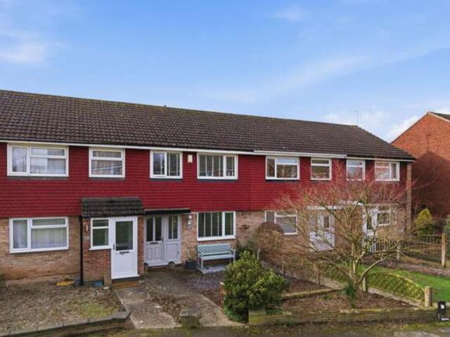 Arnold, Graveney Gardens, Nottingham, 3 Bedroom Terraced