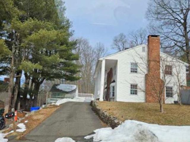Arnold Dr