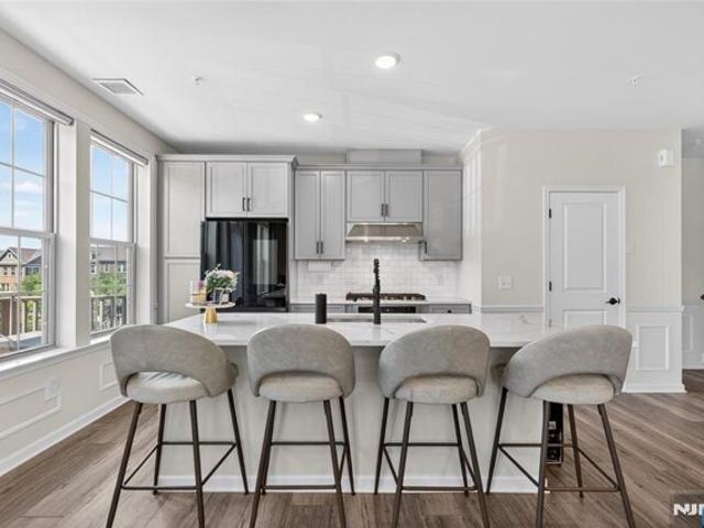 Arnold Dr, Wood Ridge, Home For Sale