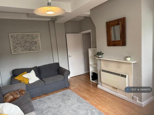 Arnold Estate, London, SE1 3 bed maisonette to rent £3,000 pcm £692 pw