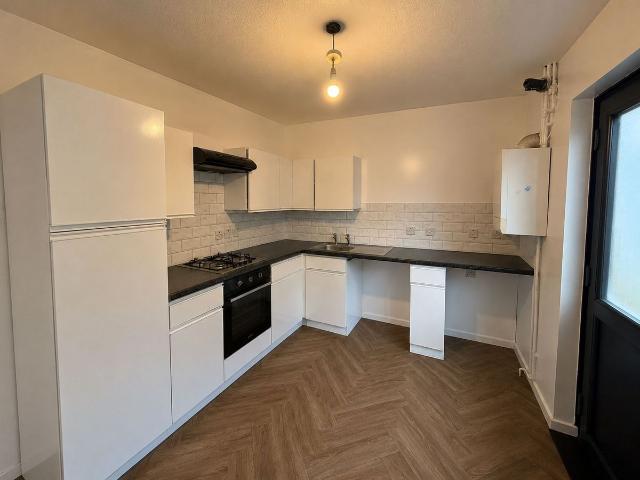 Arnold, Nottingham NG5, 2 bed property to rent, £850 pcm | PrimeLocation